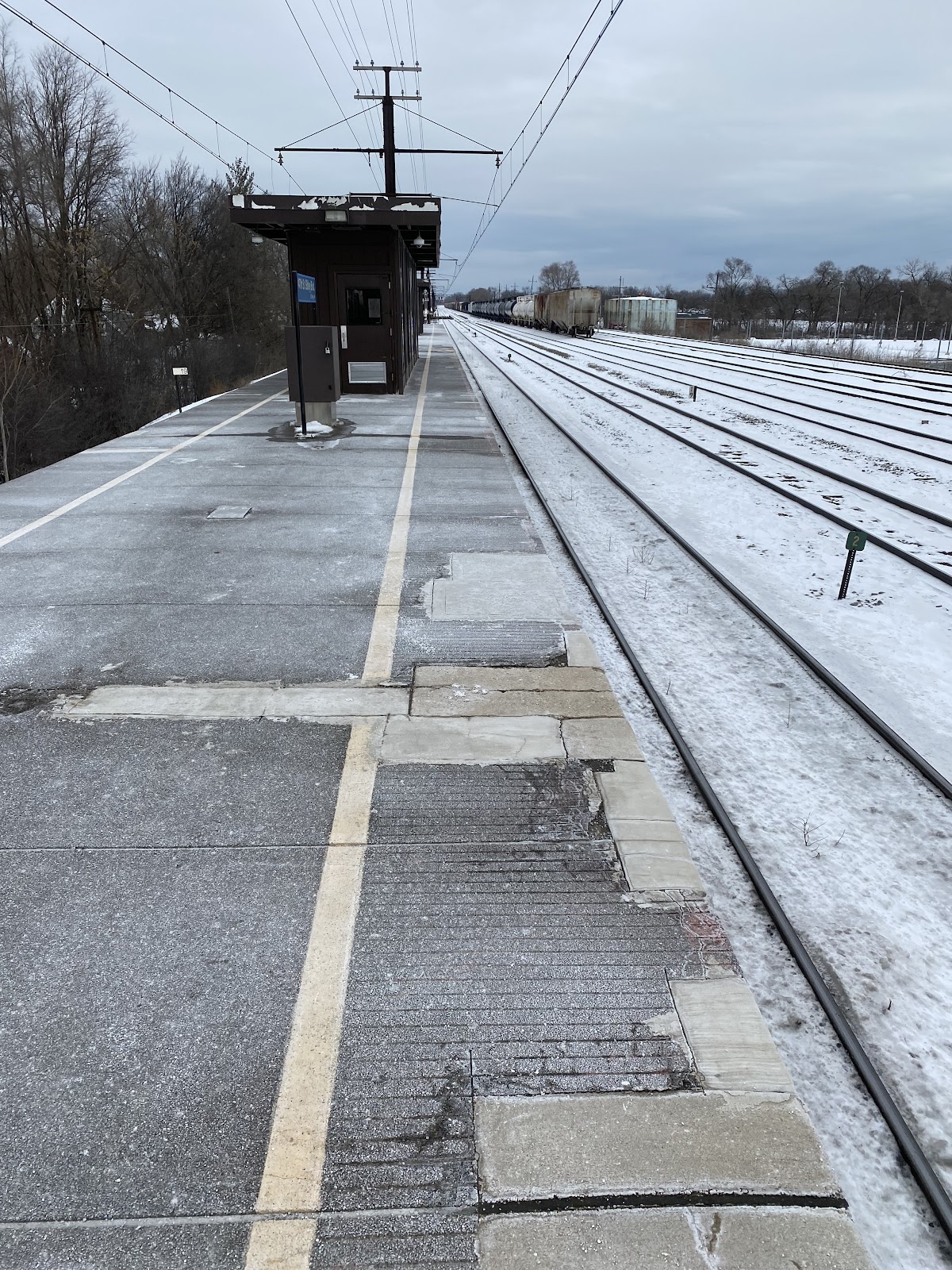 The 147th Street Metra station slated for a $13 million renovation ...